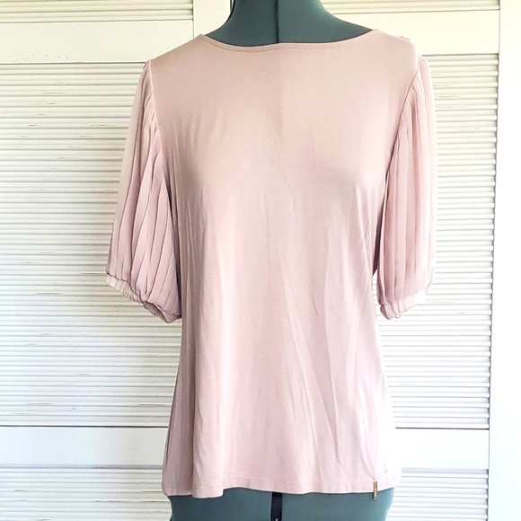 Tahari | Tops | Tahari Blouse Top | Poshmark